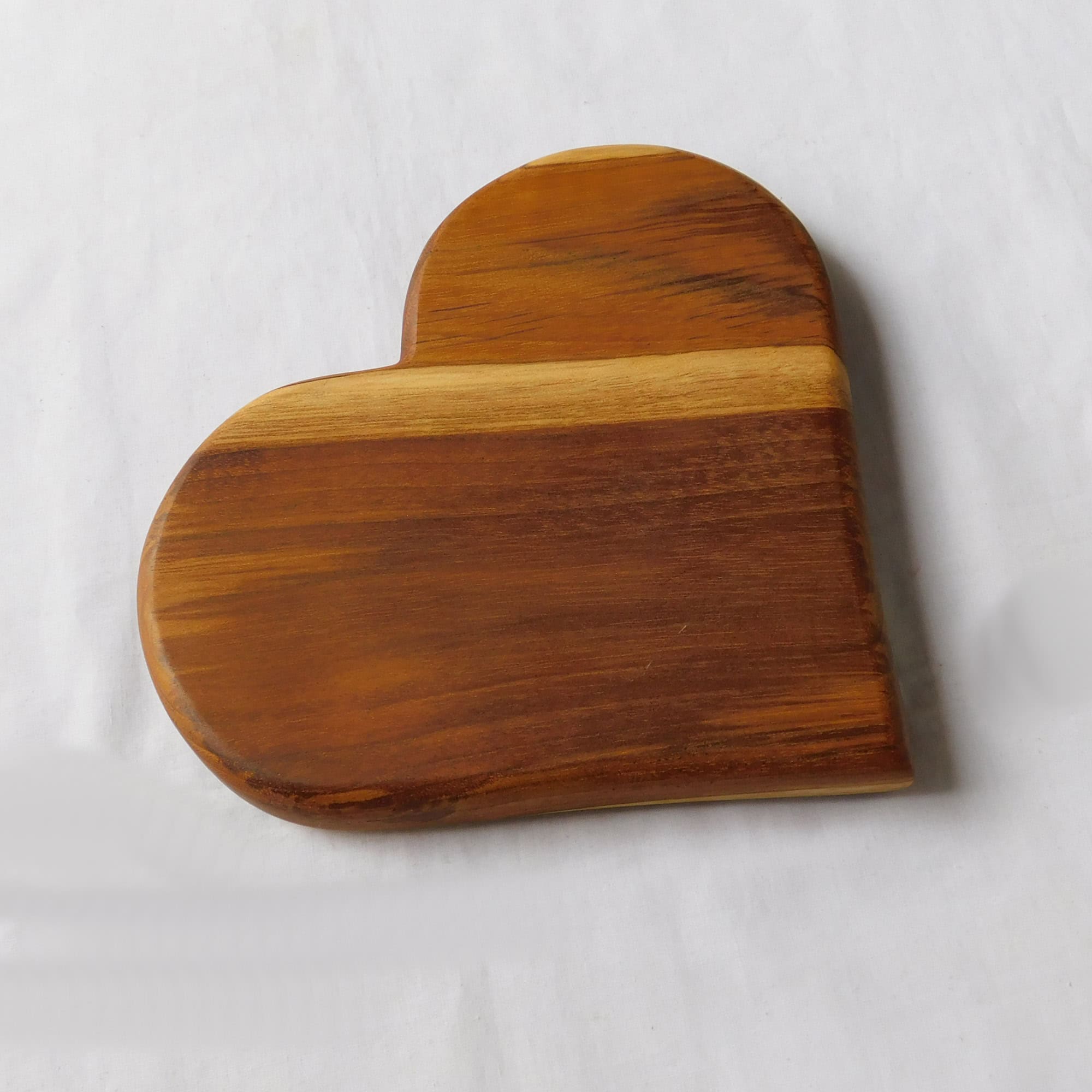Tabla corazón pequeña – Casa de los Gigantes